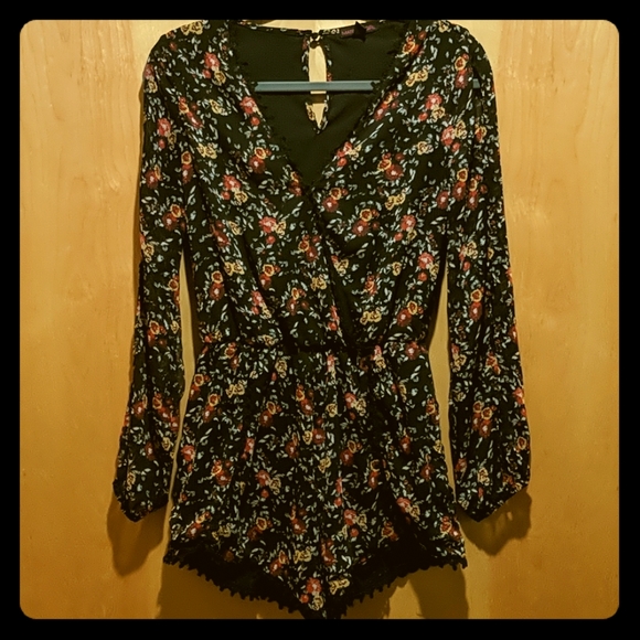Material Girl | Pants & Jumpsuits | Material Girl Floral Romper | Poshmark